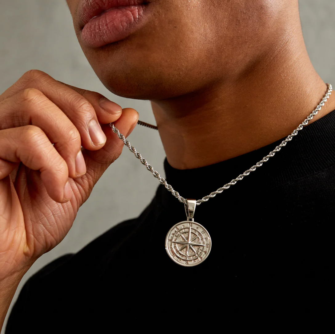 Saint Venik - Joyas y Accesorios